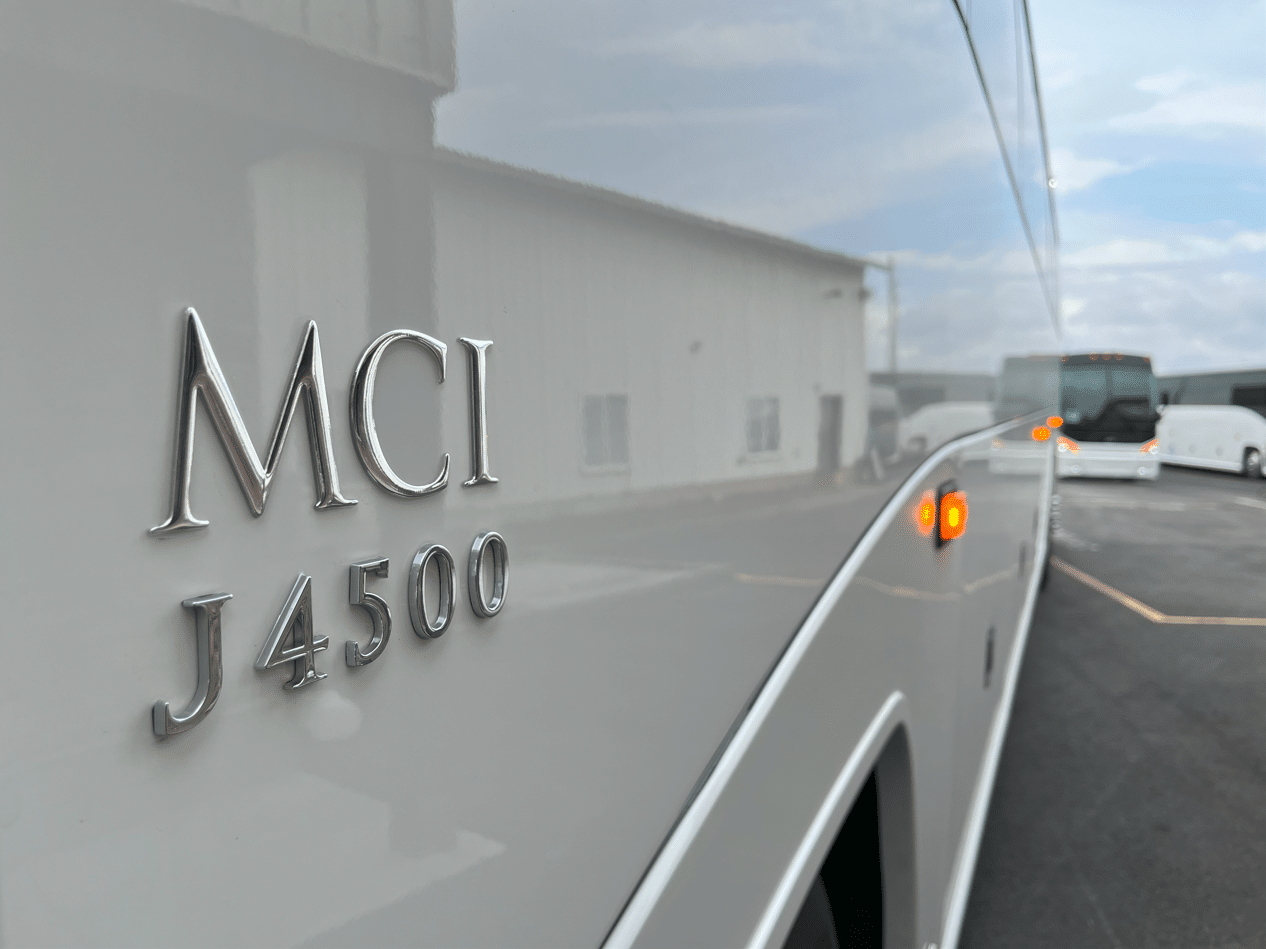 Mci Coach Logo